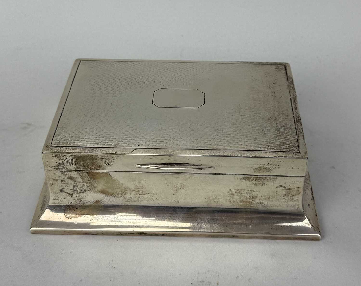 Lot 70 - A WALKER AND HALL SHEFFIELD SILVER CIGARETTE