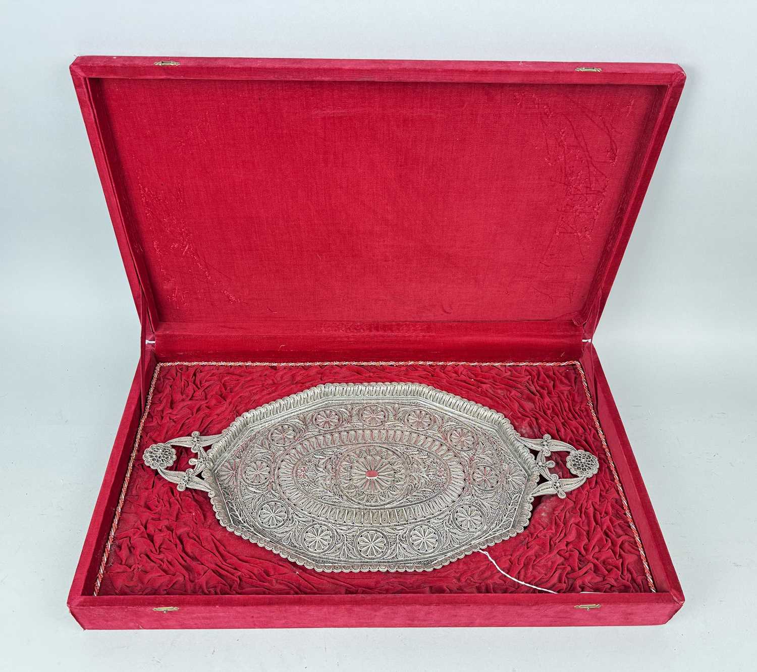 Lot 23 - AN INDIAN FILIGREE SILVER TRAY IN FITTED BOX