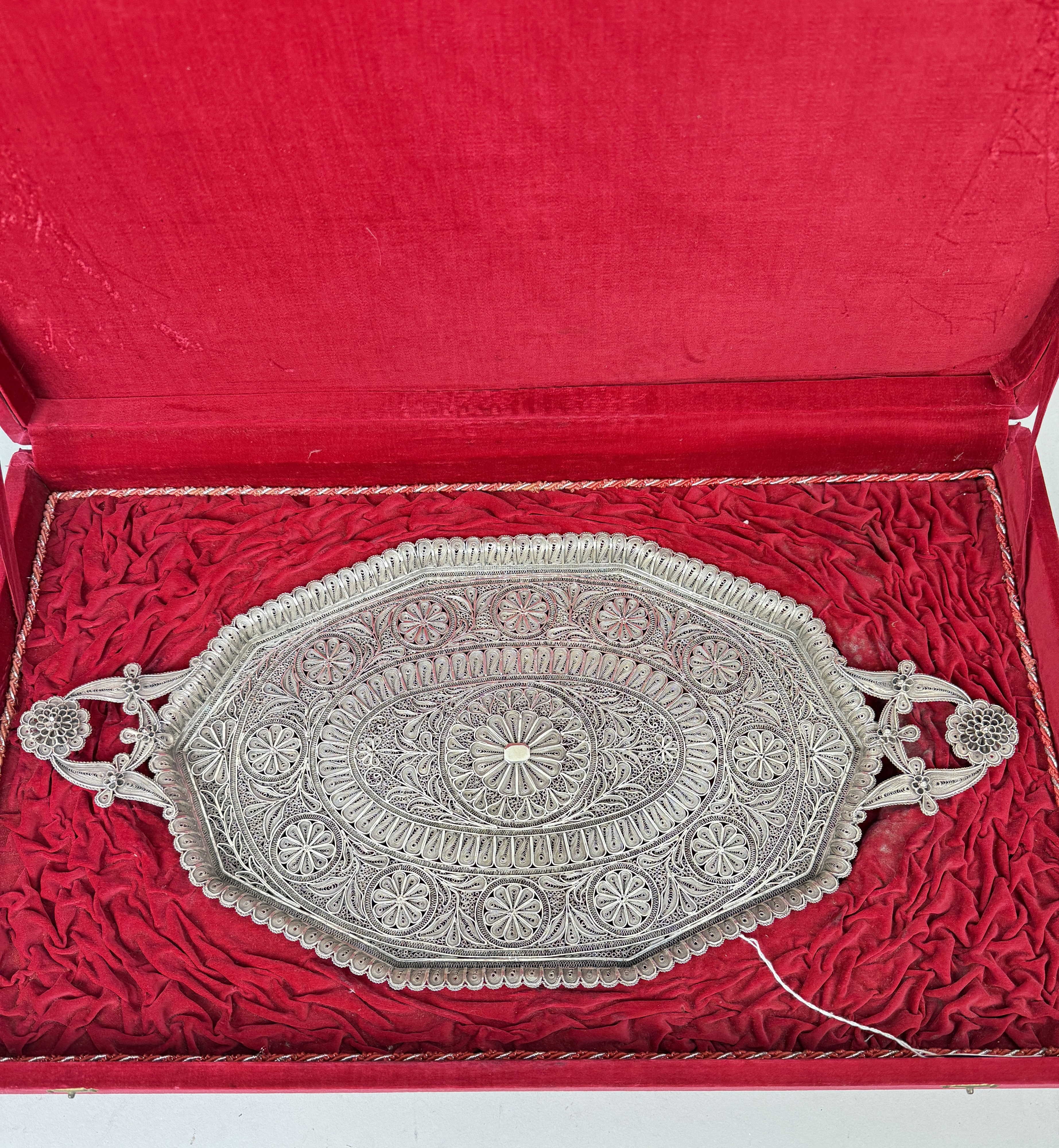 Lot 23 - AN INDIAN FILIGREE SILVER TRAY IN FITTED BOX