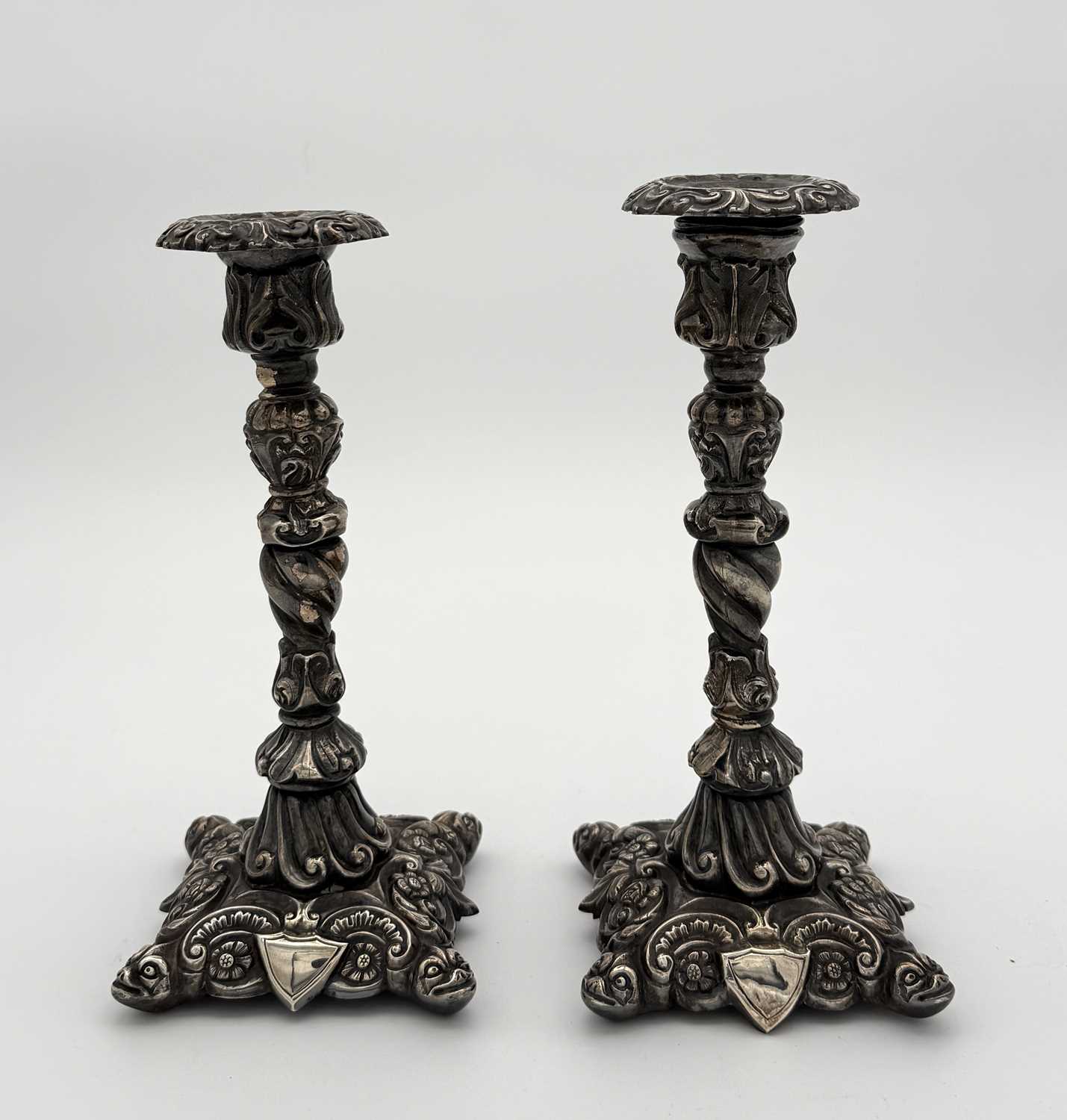 Lot 150 - A PAIR OF 18TH CENTURY DUTCH SILVER