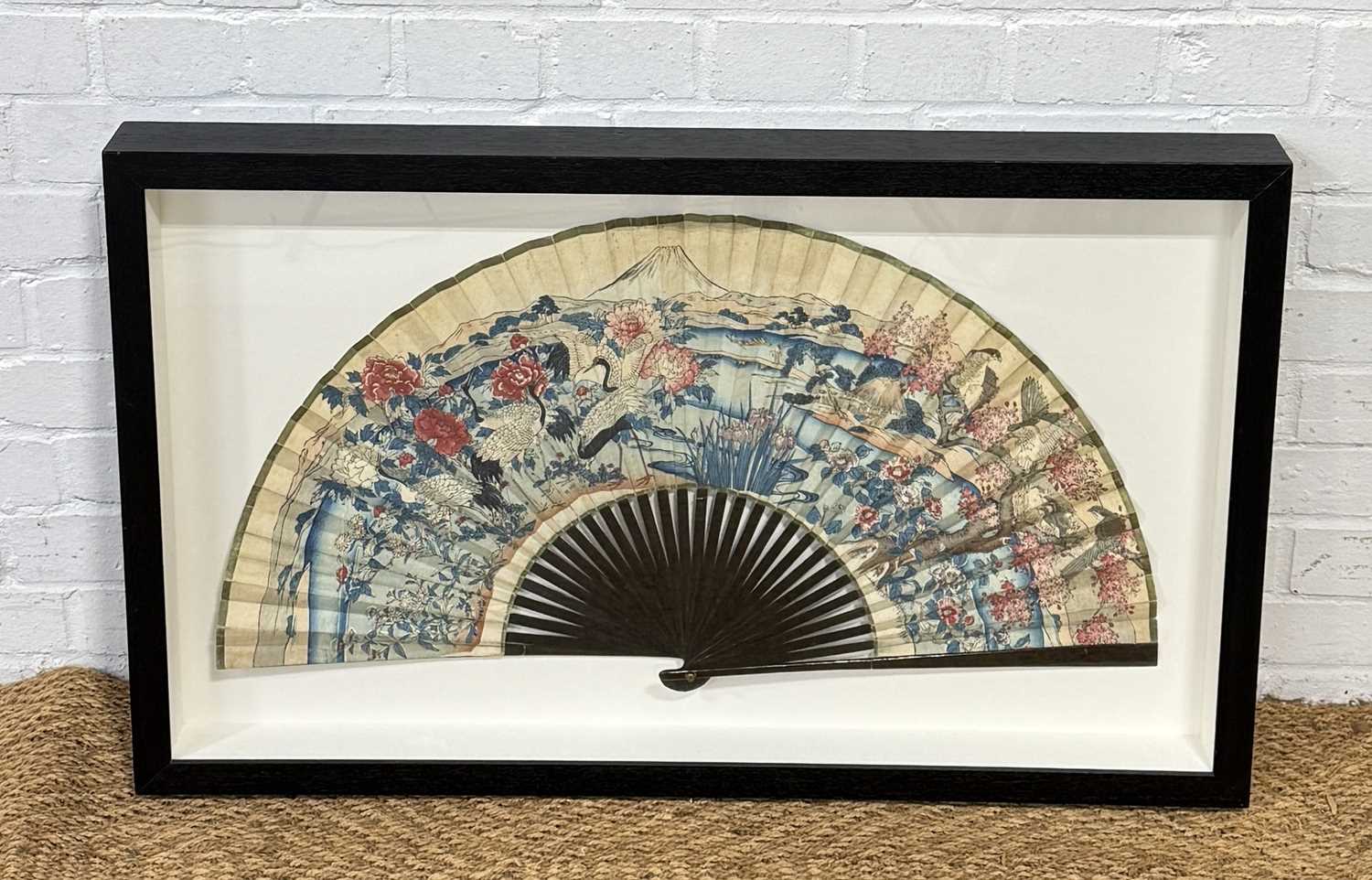 Lot 435 - A FRAMED JAPANESE FAN