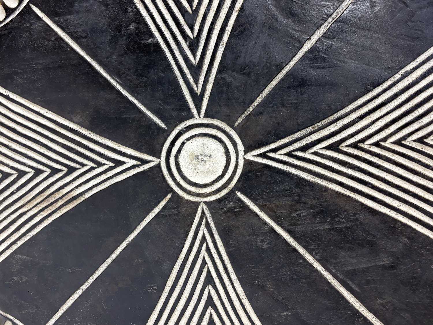 Lot 1515 - FANG SHIELD FROM GABON