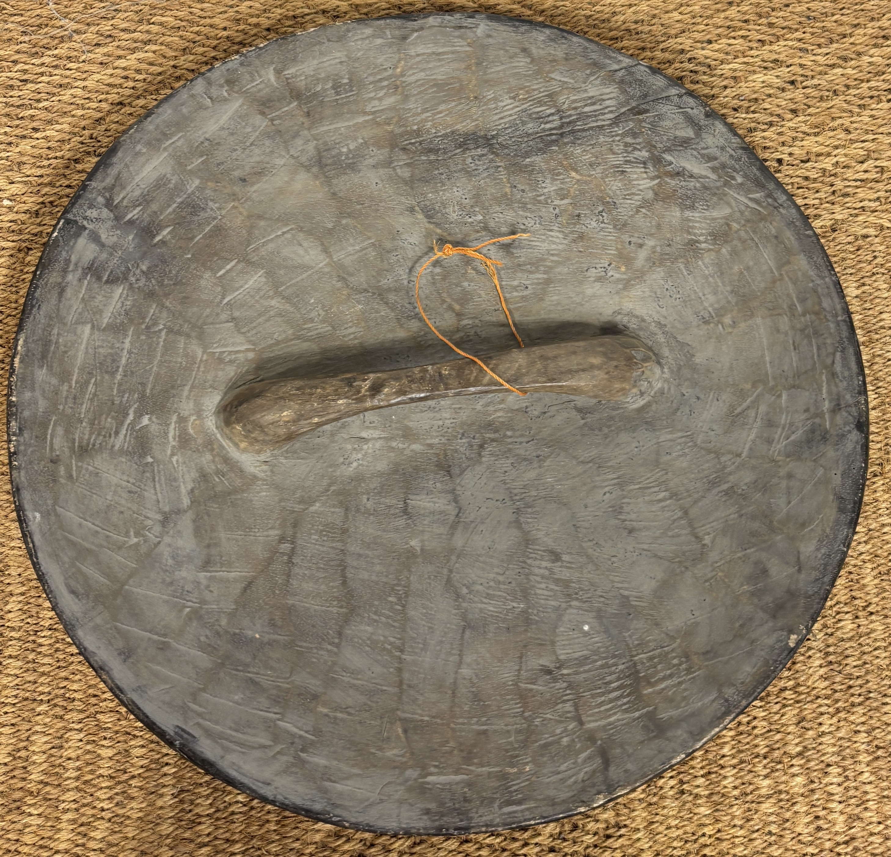 Lot 1517 - FANG SHIELD FROM GABON