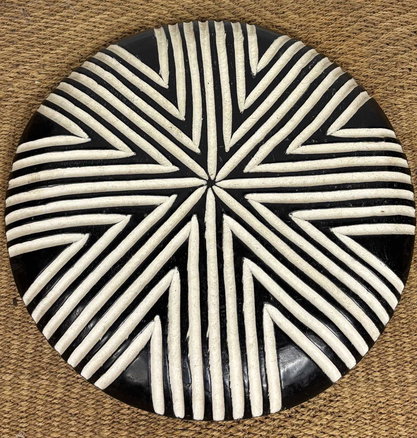 Lot 1517 - FANG SHIELD FROM GABON