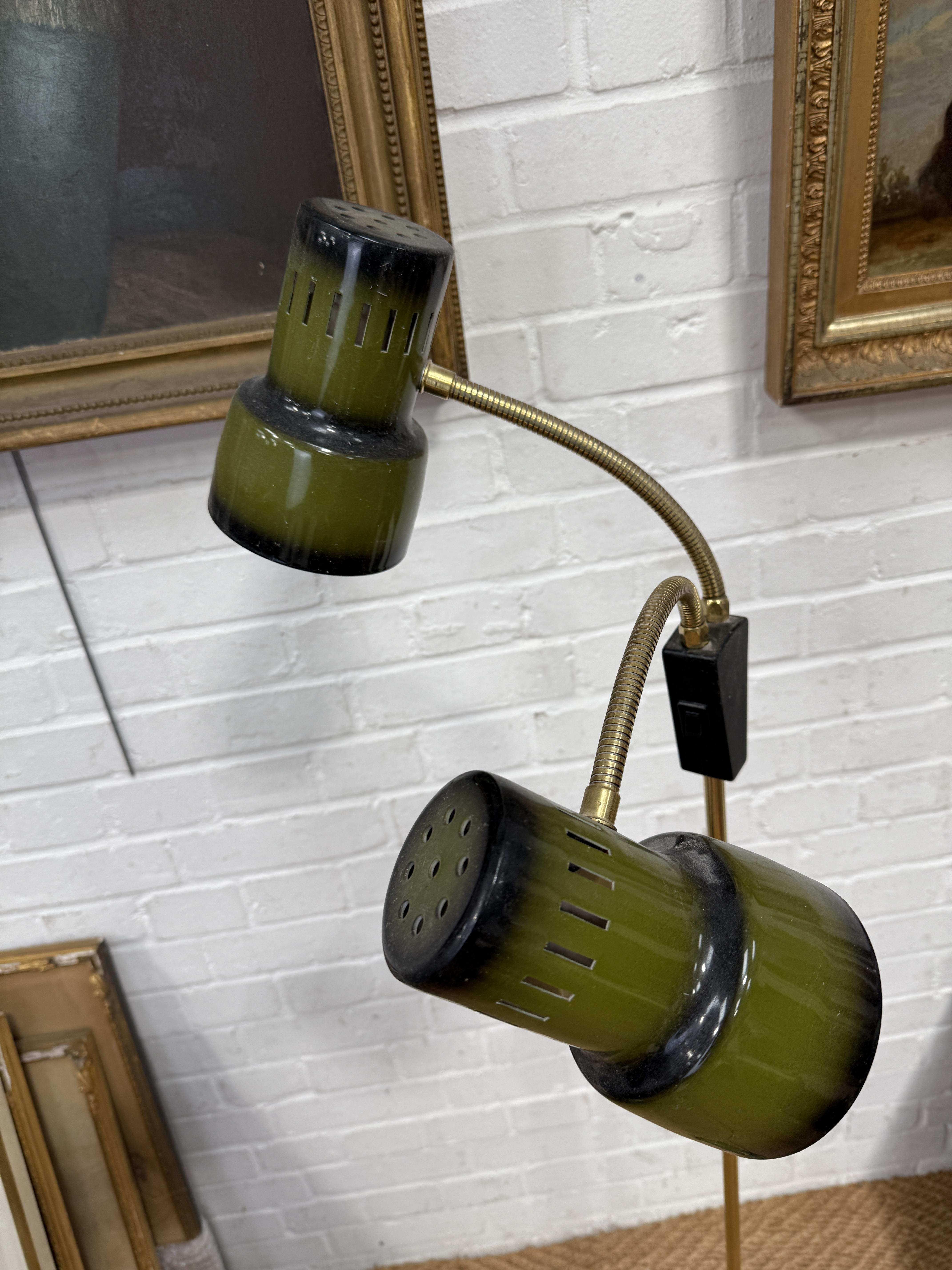 Lot 1484 - A MID CENTURY DUAL BULB FREESTANDING LAMP
